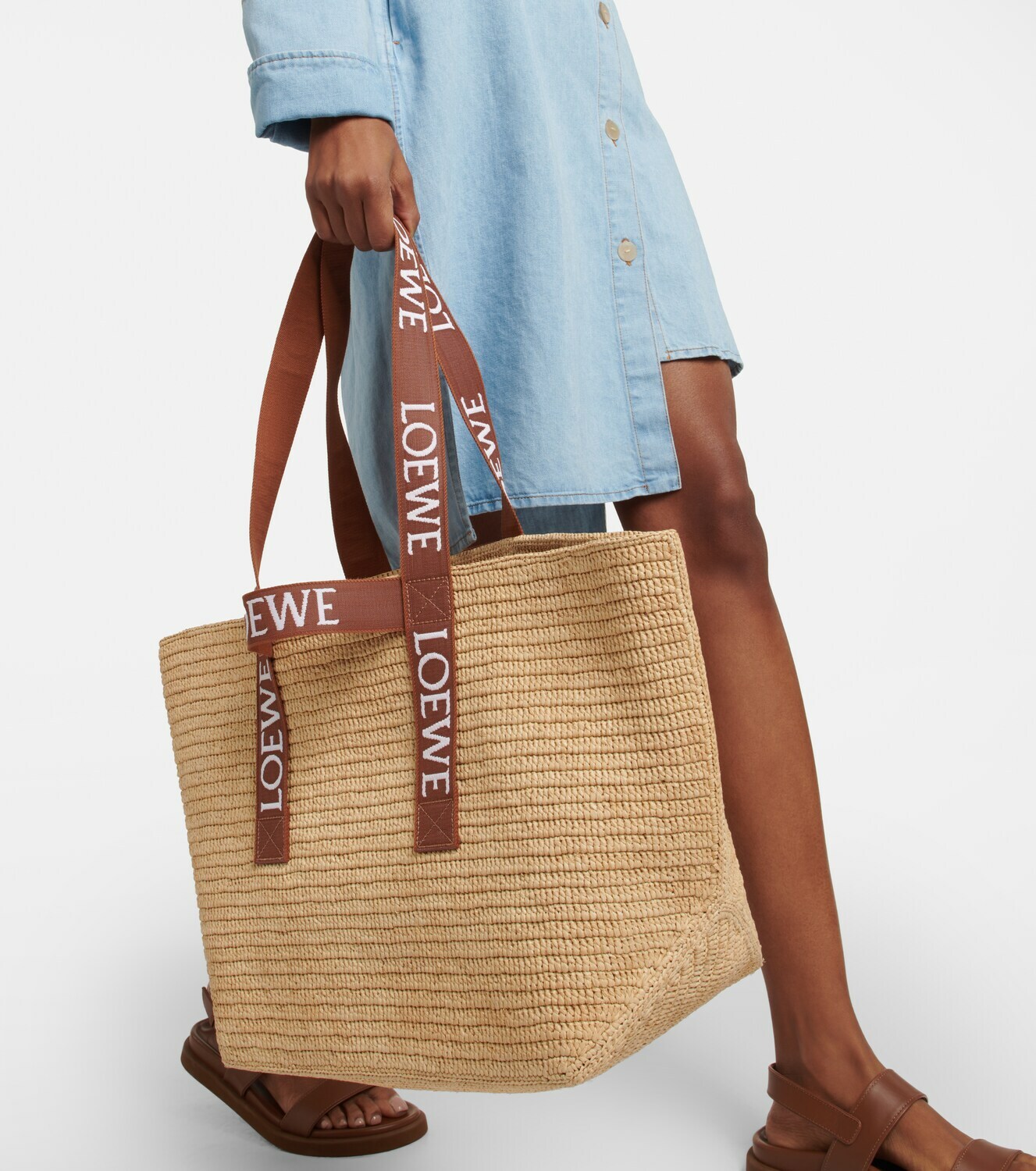 Loewe - Fold raffia tote bag Loewe