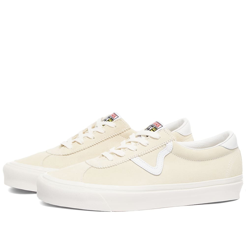 Vans UA Style 73 DX Sneakers in Classic White Vans