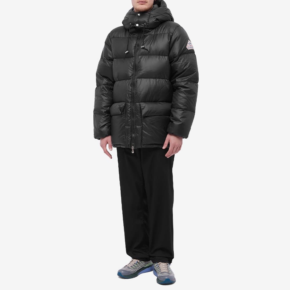 Pyrenex Men's Evolve Matt Down Jacket in Black Pyrenex