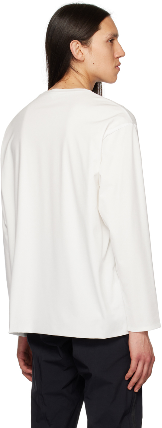 Descente ALLTERRAIN White Crewneck Long Sleeve T-Shirt Descente ALLTERRAIN