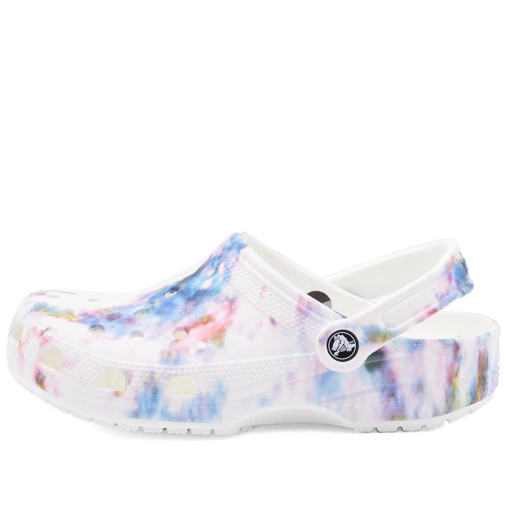 Crocs Classic Tie Dye Graphic Clog in Garnet/Multi Crocs