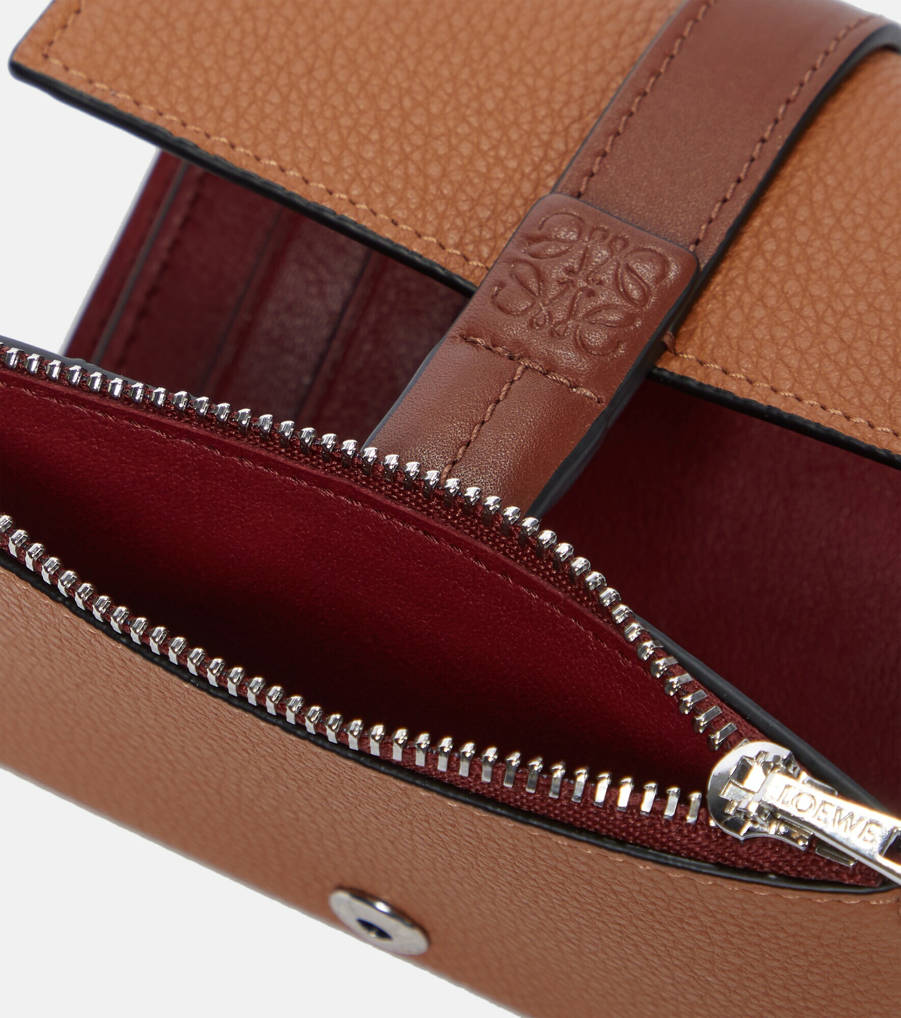 Loewe - Vertical Small leather wallet Loewe