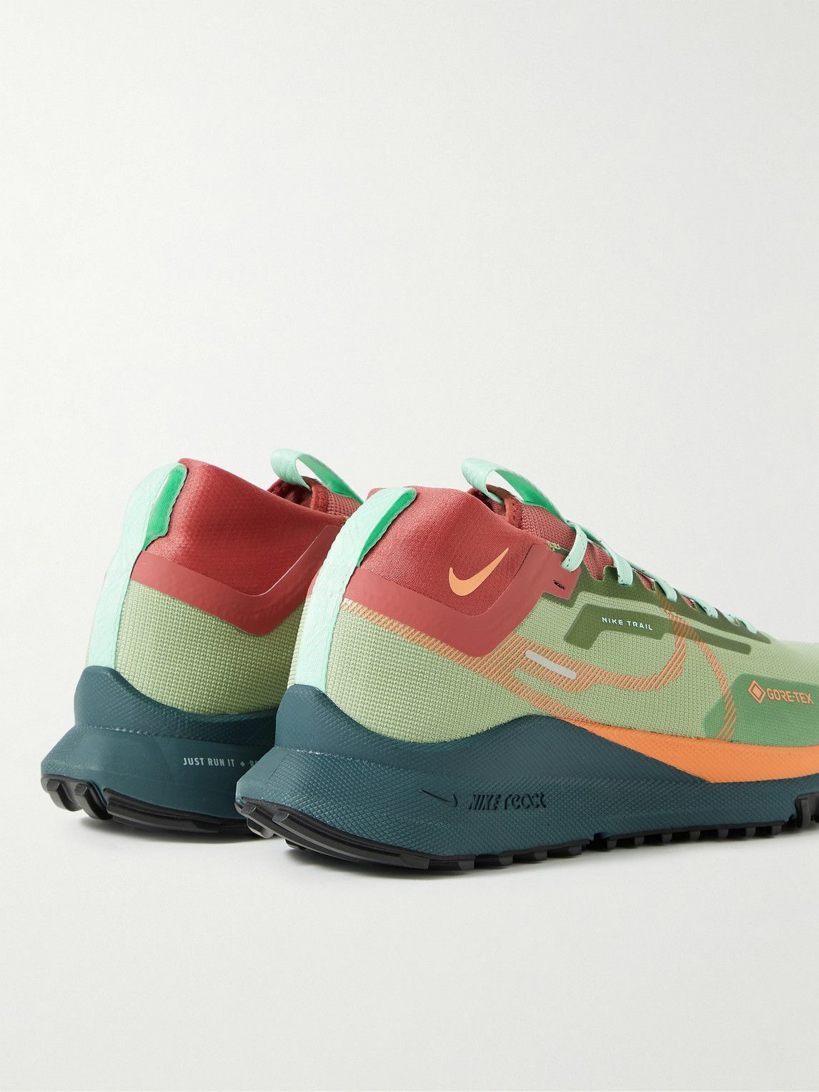 Nike Running - React Pegasus Trail 4 GORE-TEX Mesh Running Sneakers ...