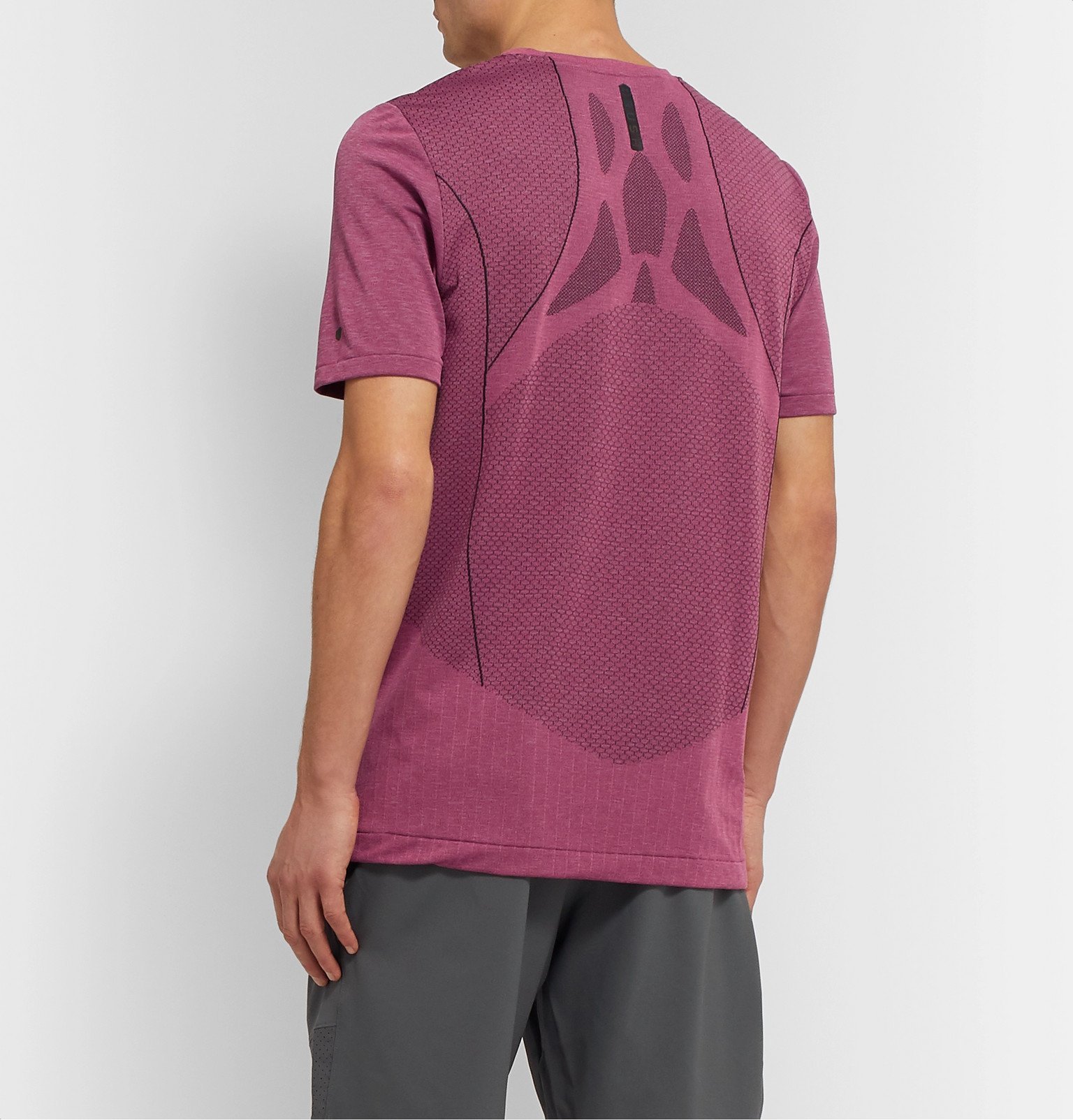 Under Armour - UA Rush Mesh-Panelled Celliant Stretch-Jersey T-Shirt ...