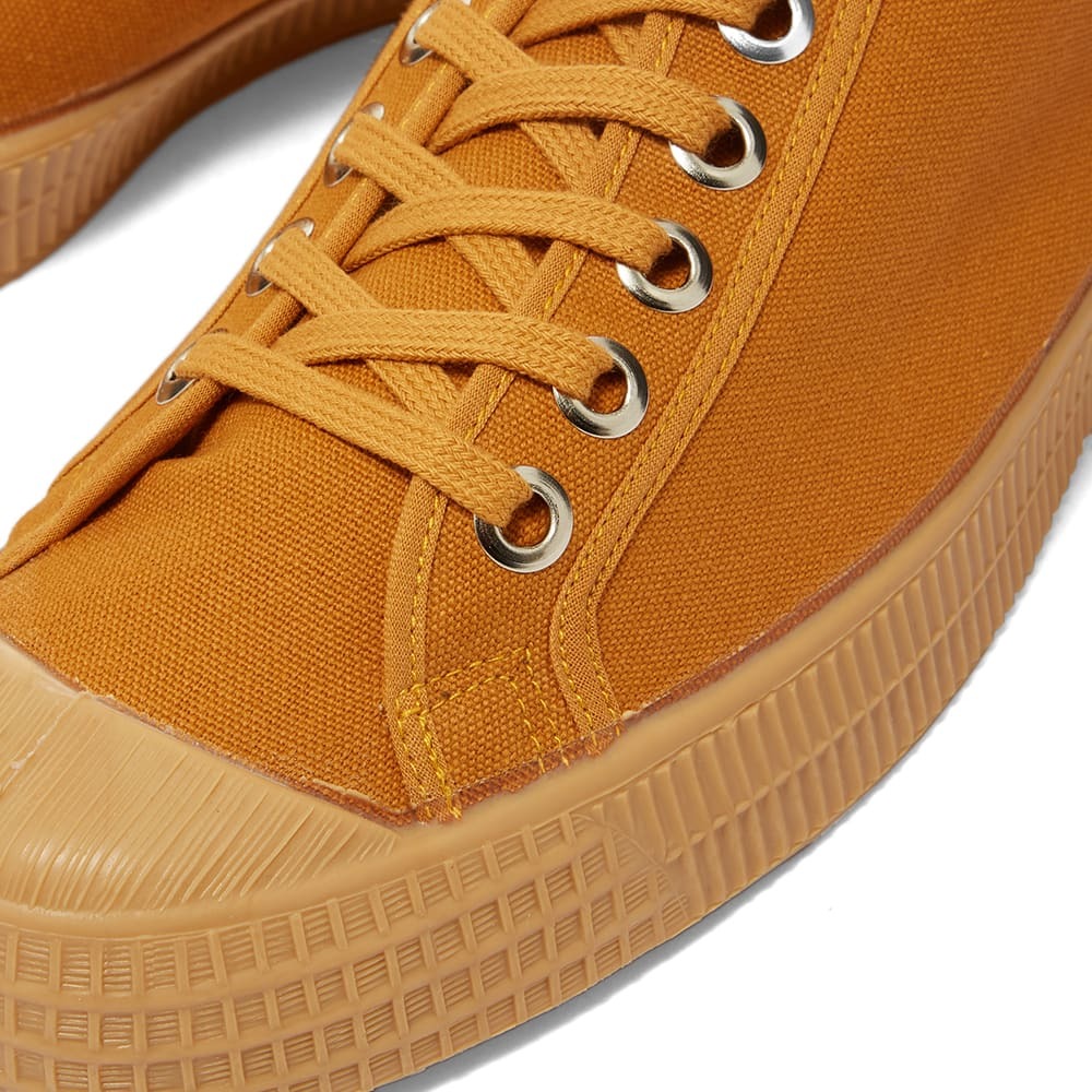 Novesta Star Master Sneakers in Sedlova/Gum Novesta
