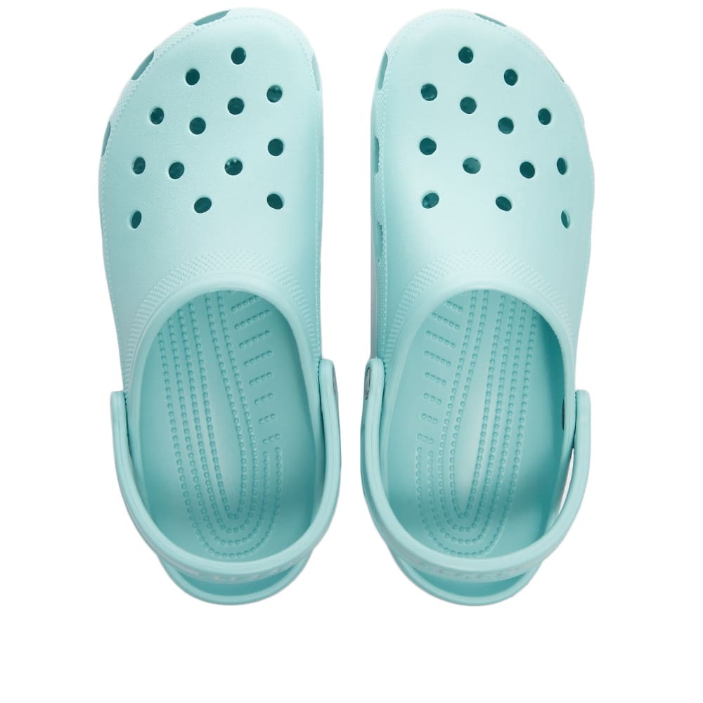 Crocs Classic Clog in Pure Water Crocs