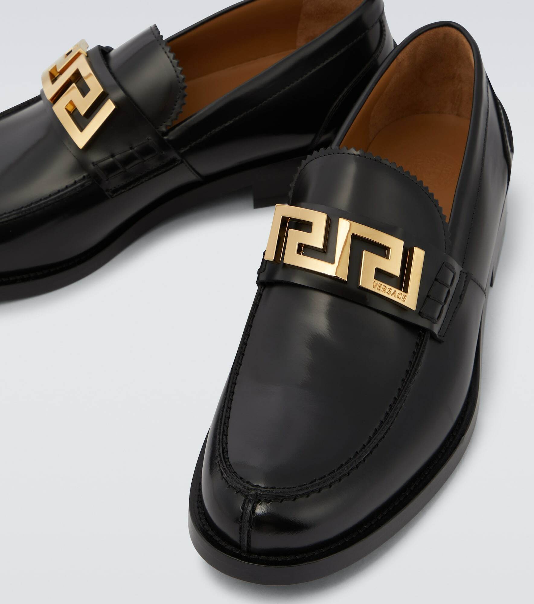 Versace - La Greca leather loafers Versace