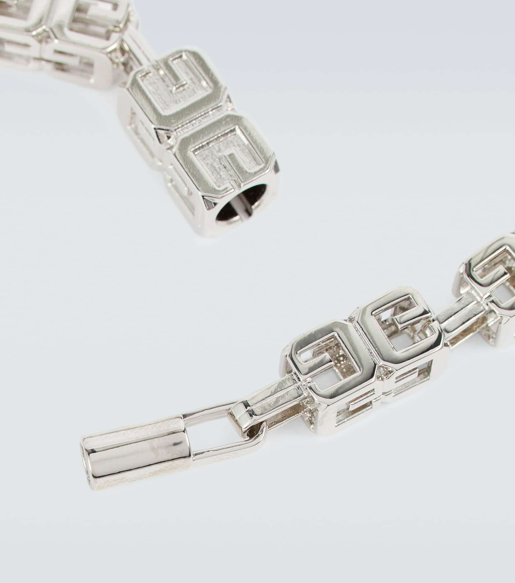 Givenchy - Interlocking G necklace Givenchy
