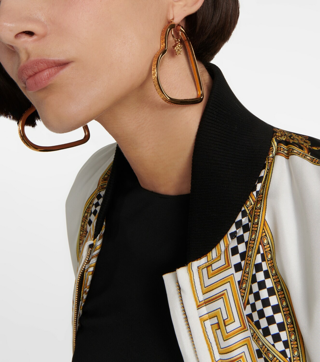 Versace - Medusa heart-shaped hoop earrings Versace