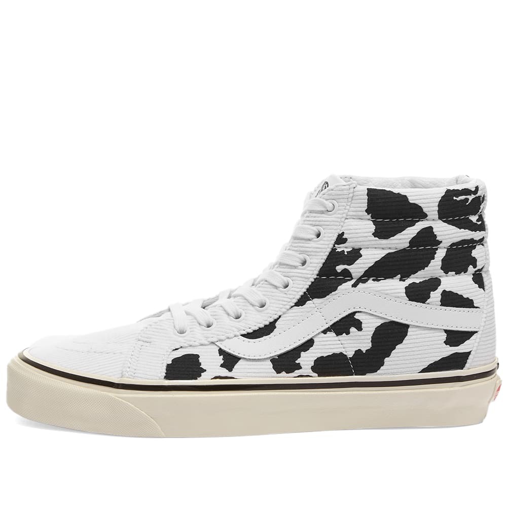 Vans Womens UA Sk8-Hi 38 DX Sneakers in White Corduroy/Cow Print Vans