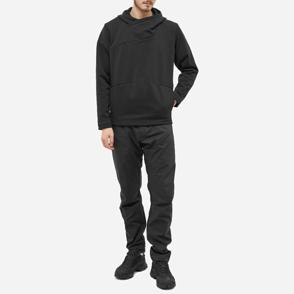 Tilak Men's Poutnik Raven Hoody in Black Tilak