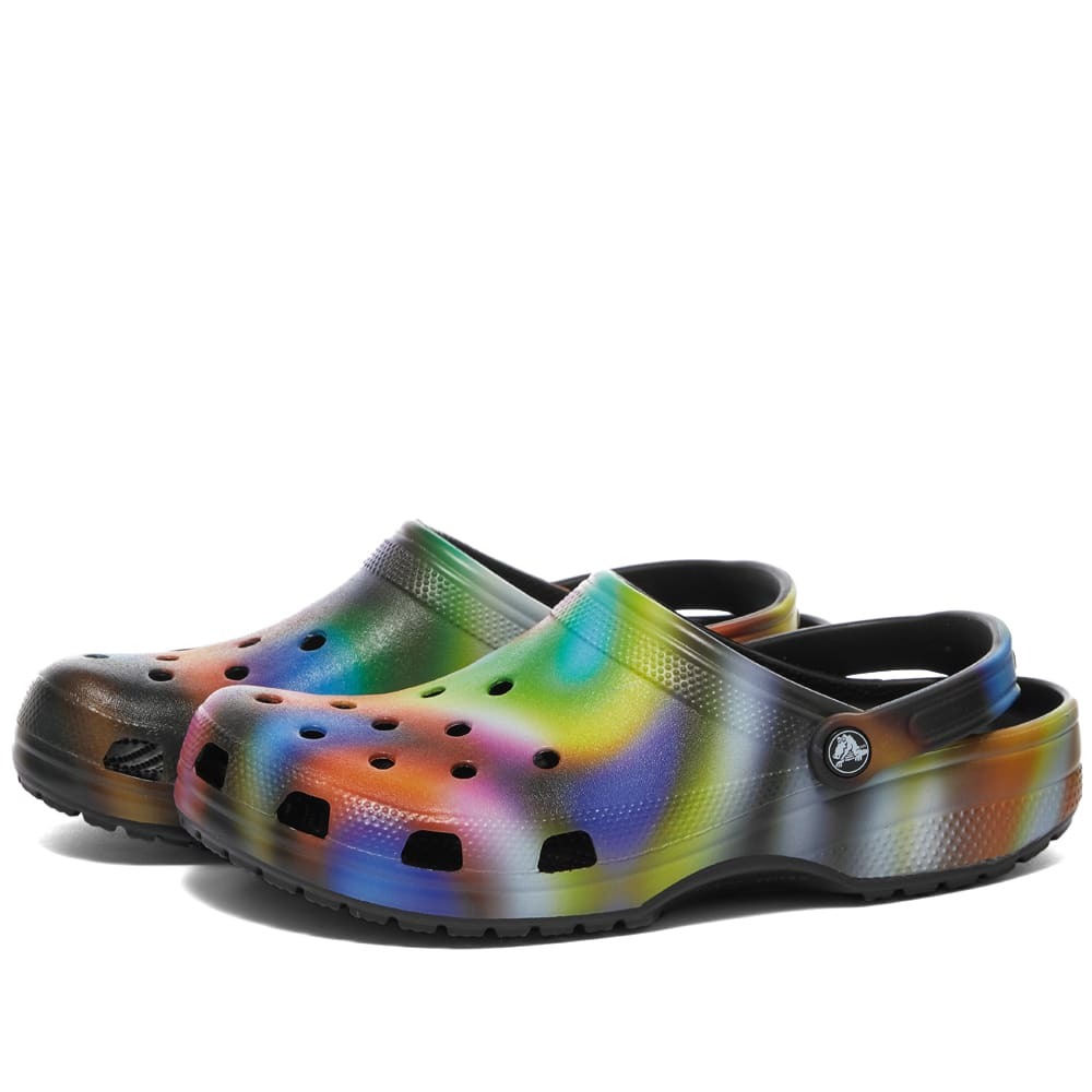 Crocs Classic Solarized Clog in Black/Multi Crocs