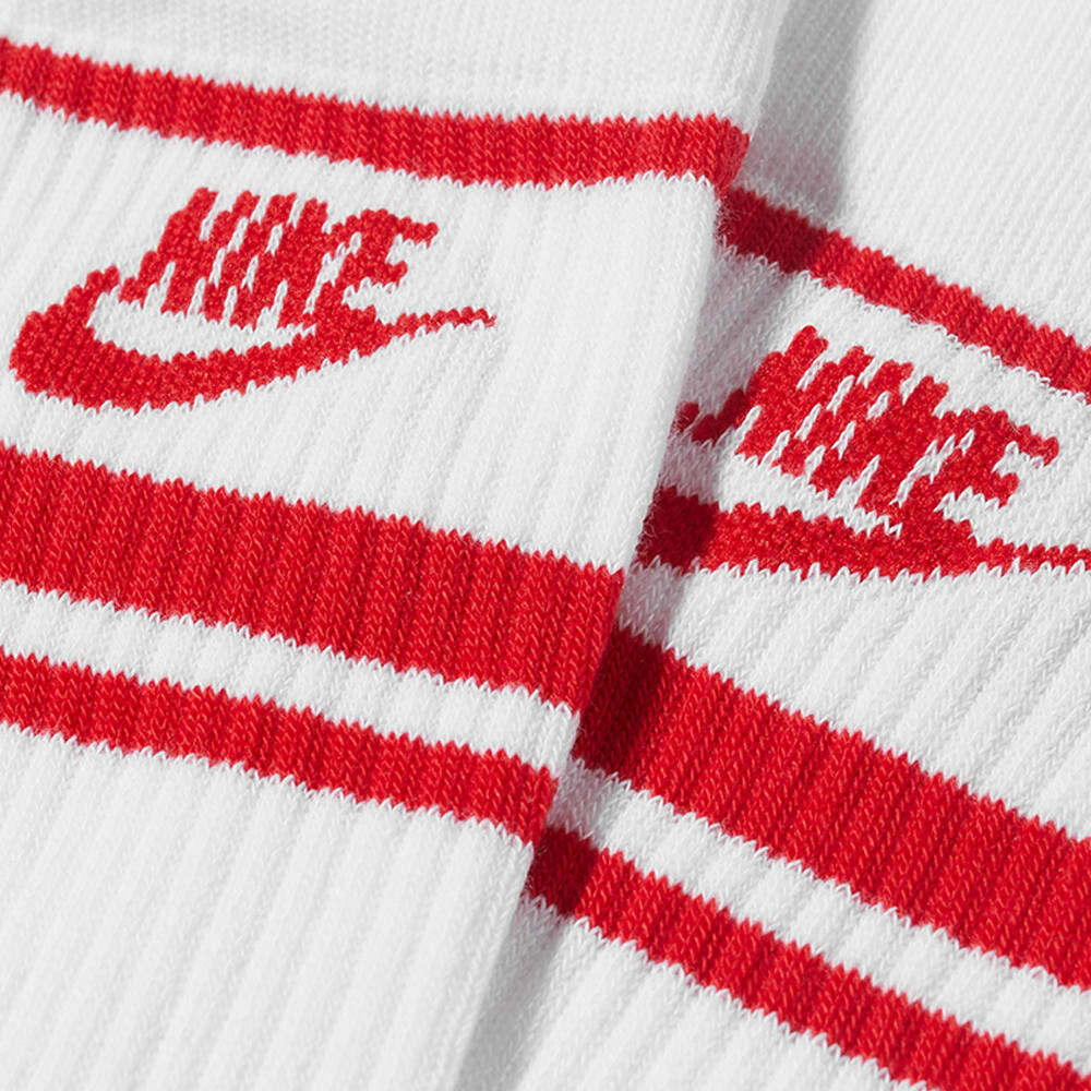 Nike Men's Sportswear Essential Sock - 3 Pack in White/University Red Nike