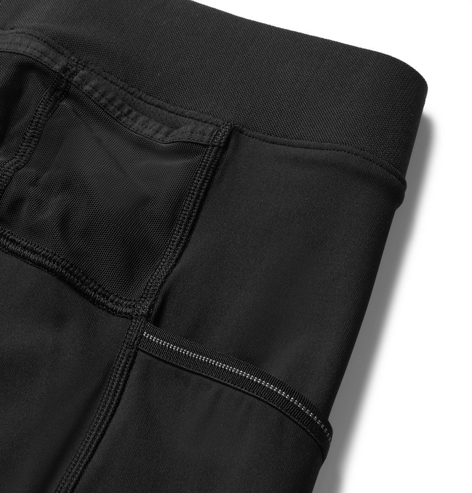 Lululemon - Compression Shorts - Black Lululemon