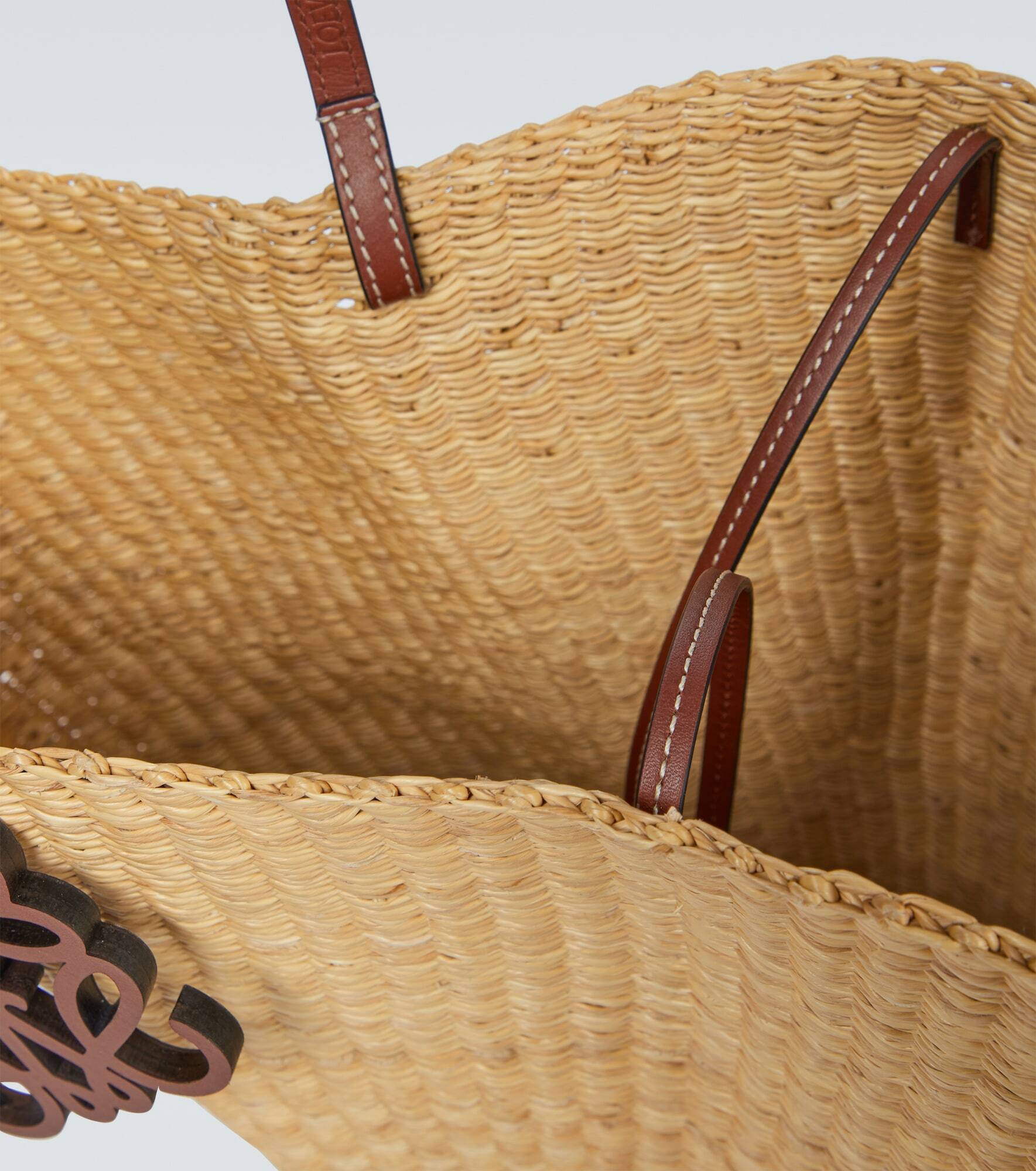 Loewe - Paula's Ibiza Shell basket bag Loewe