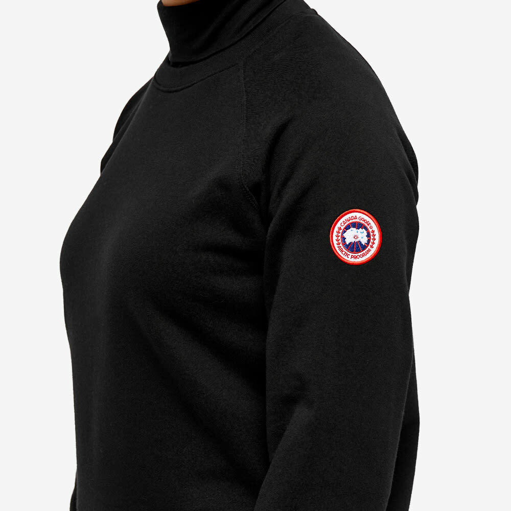 Canada Goose Women's Muskoka Crew Sweat in Black Canada Goose