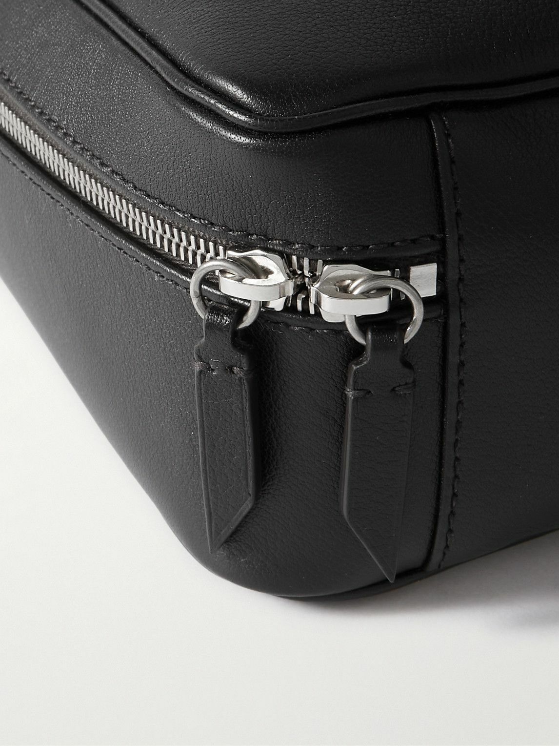 Métier - Medium Full-Grain Leather Clothing Pouch