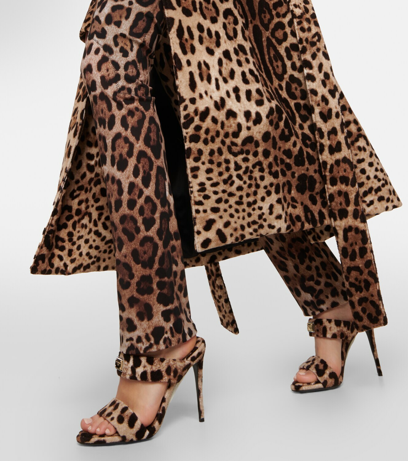 Dolce&Gabbana - x Kim leopard-print cape coat Dolce & Gabbana