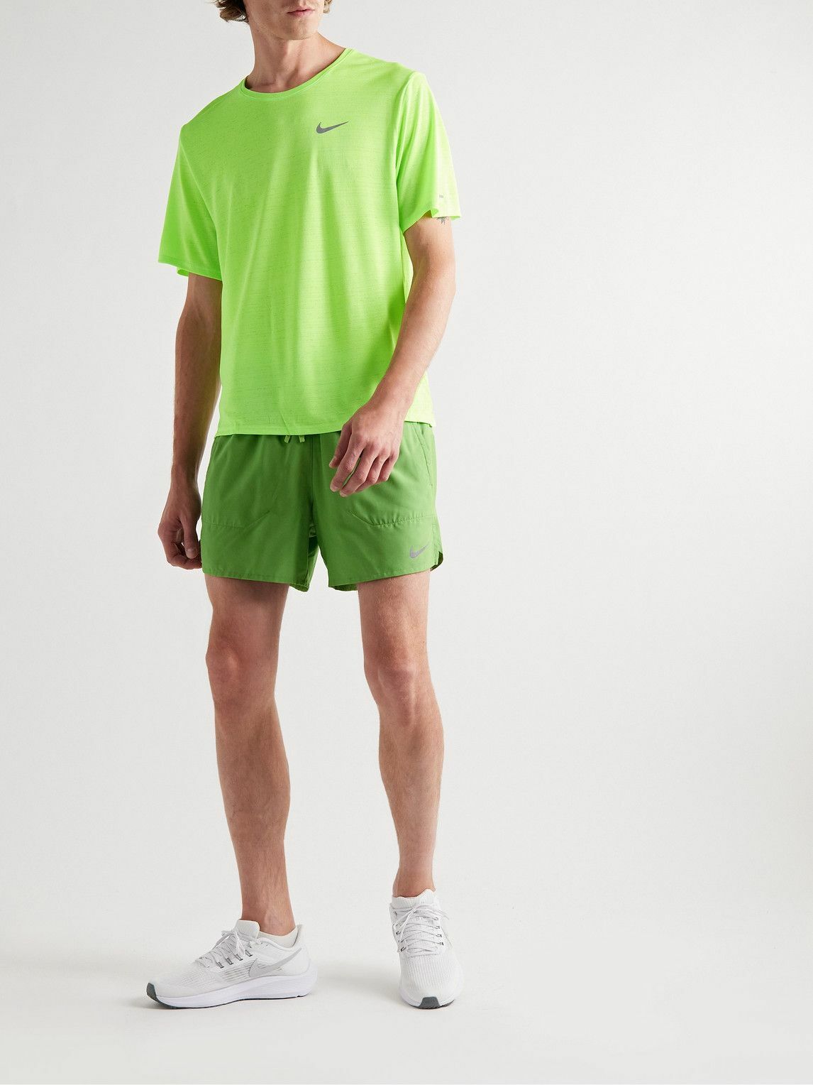 Nike Running - Miler Dri-FIT T-Shirt - Green Nike Running
