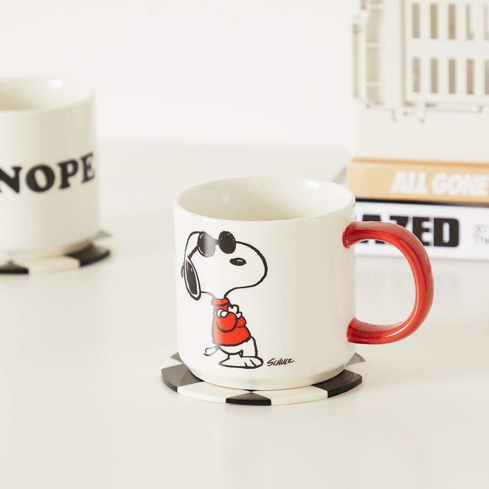 Peanuts Mug in Stay Cool Peanuts