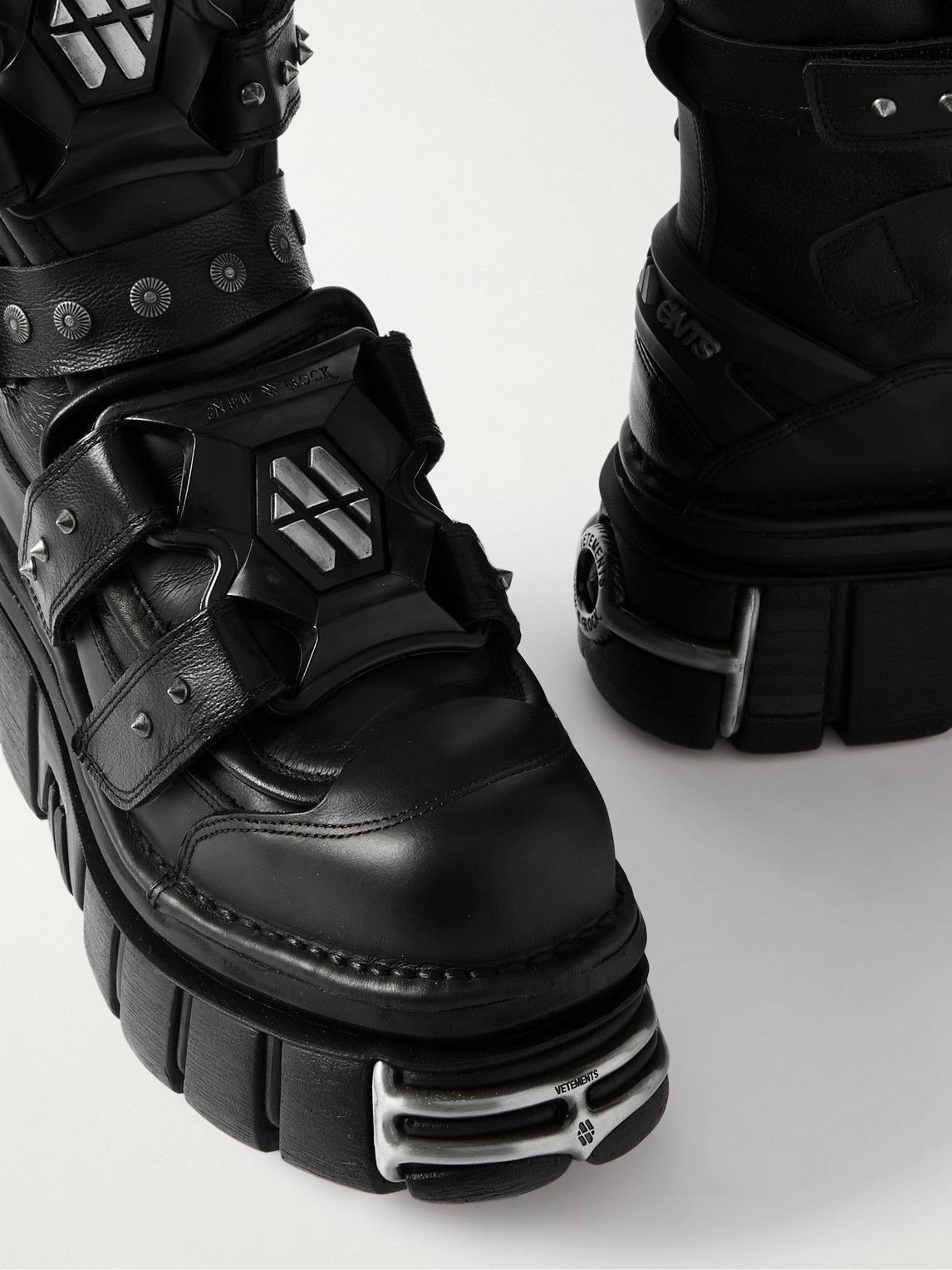 VETEMENTS - New Rock Gamer Embellished Platform Boots - Black Vetements