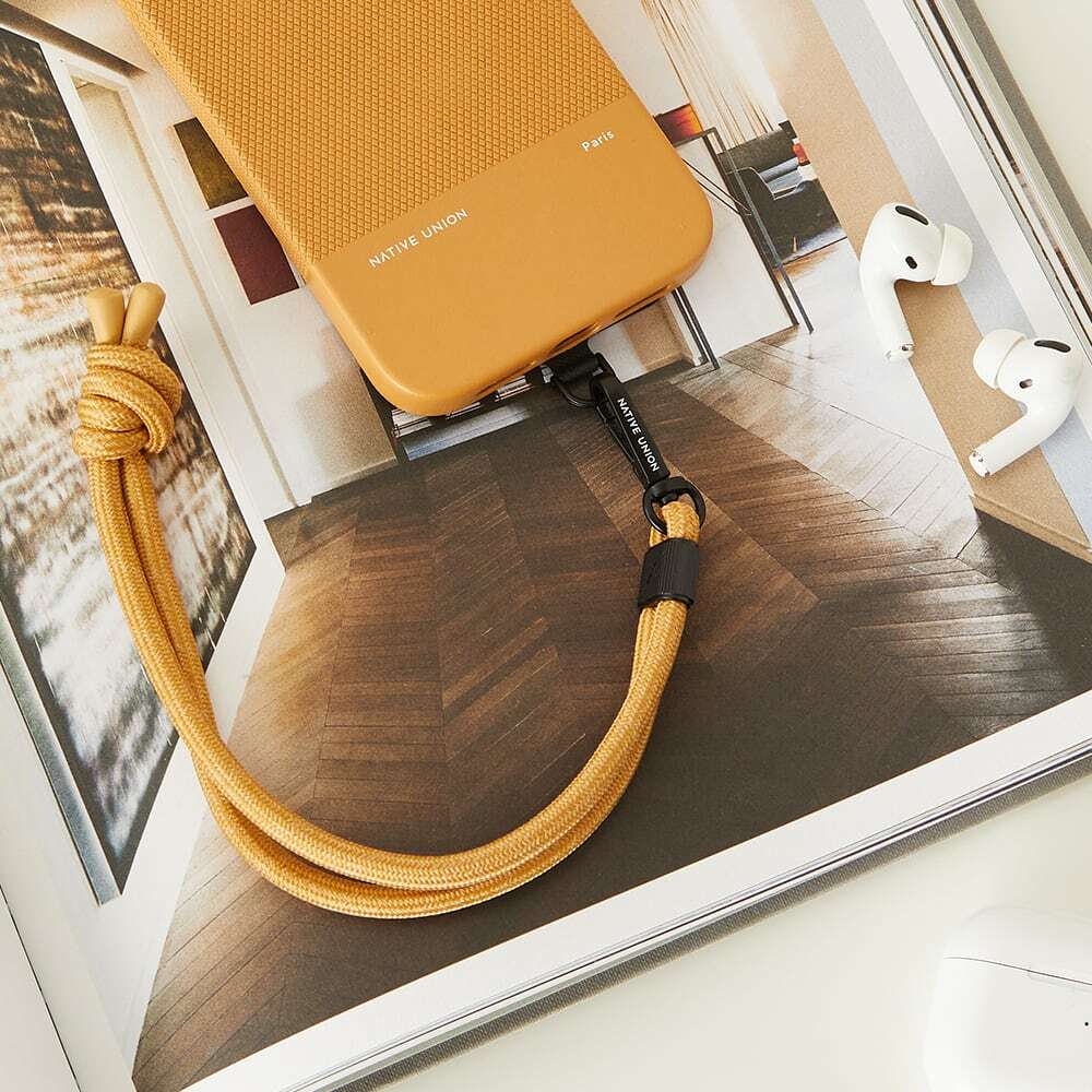Native Union Wrist Phone Sling in Kraft Native Union