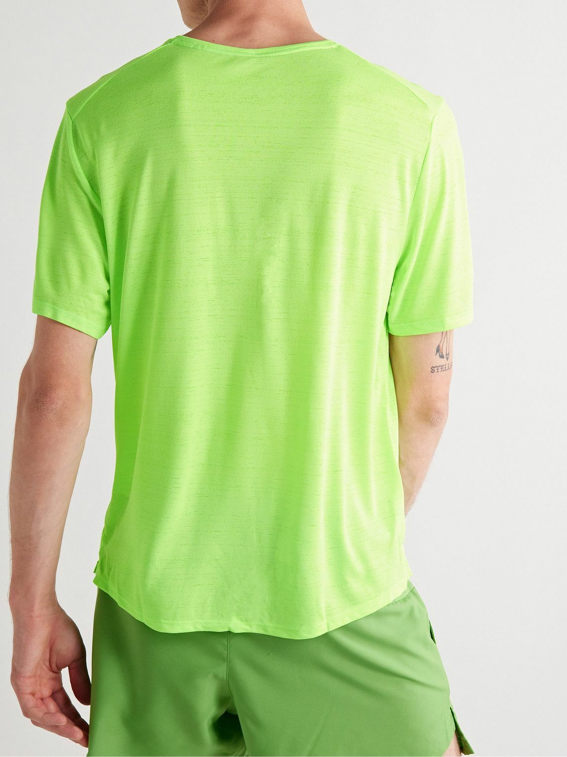 Nike Running - Miler Dri-FIT T-Shirt - Green Nike Running