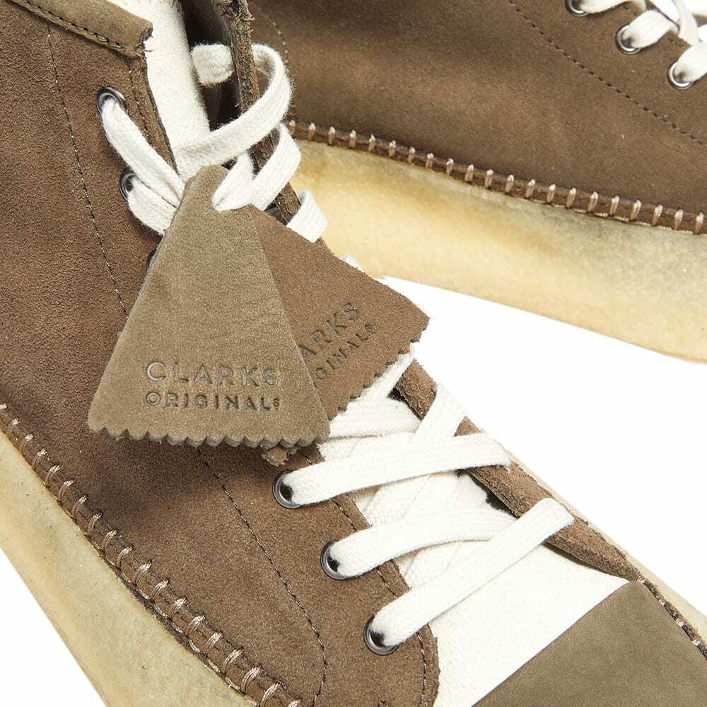 Clarks Men's Caravan Mid in Army Clarks Originals