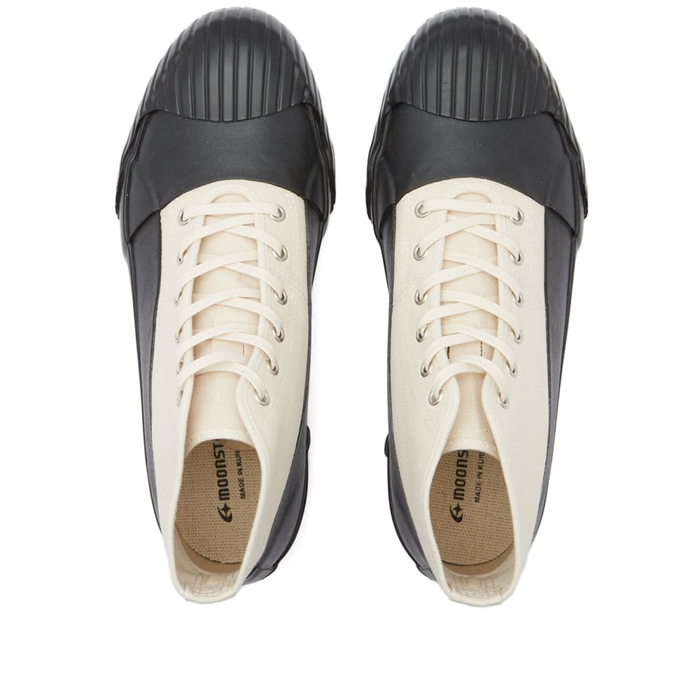 Moonstar All-Weather Shoe in Beige/Black Moonstar