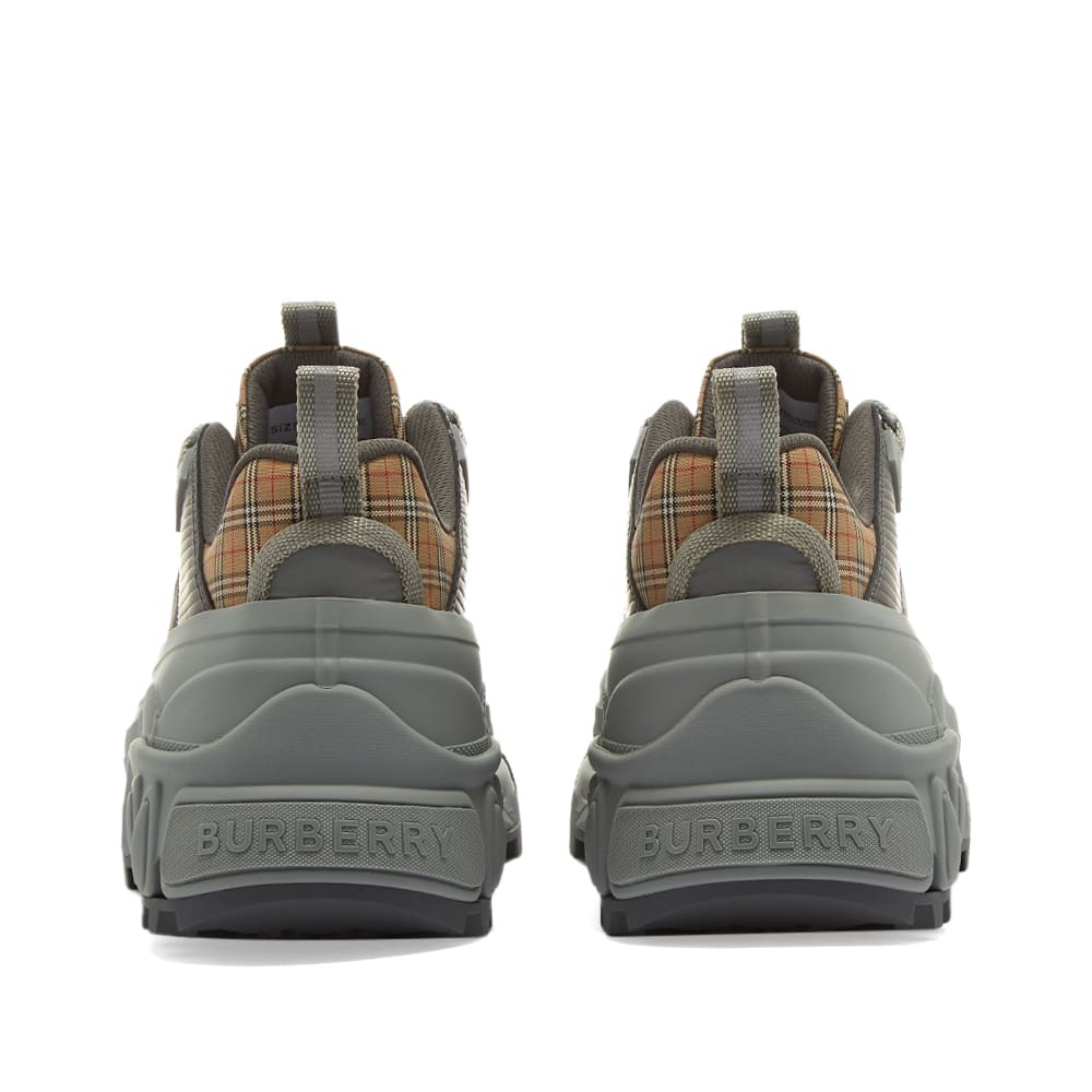 Burberry Men's Arthur Sneakers in White/Grey Check Burberry