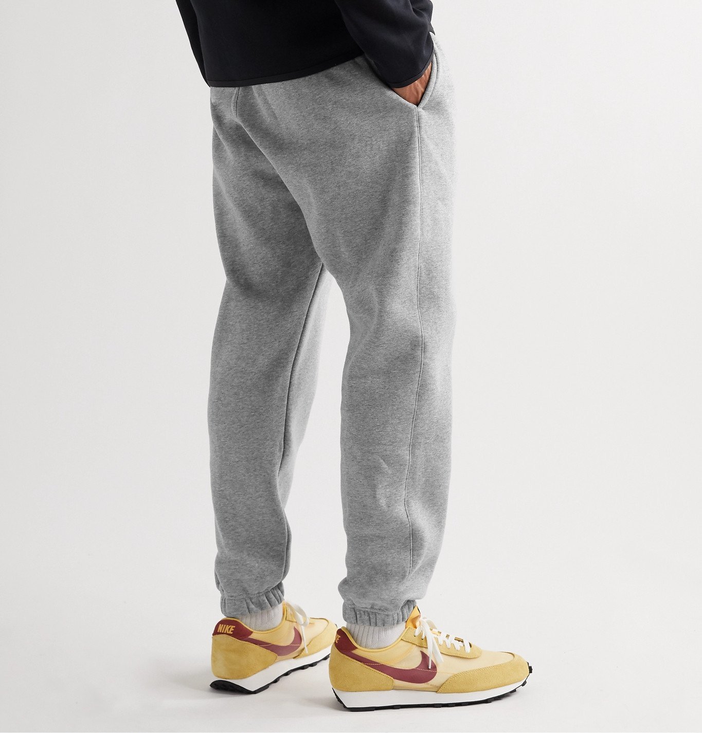 Nike Sportswear Club Tapered Fleece Back Cotton Blend Jersey