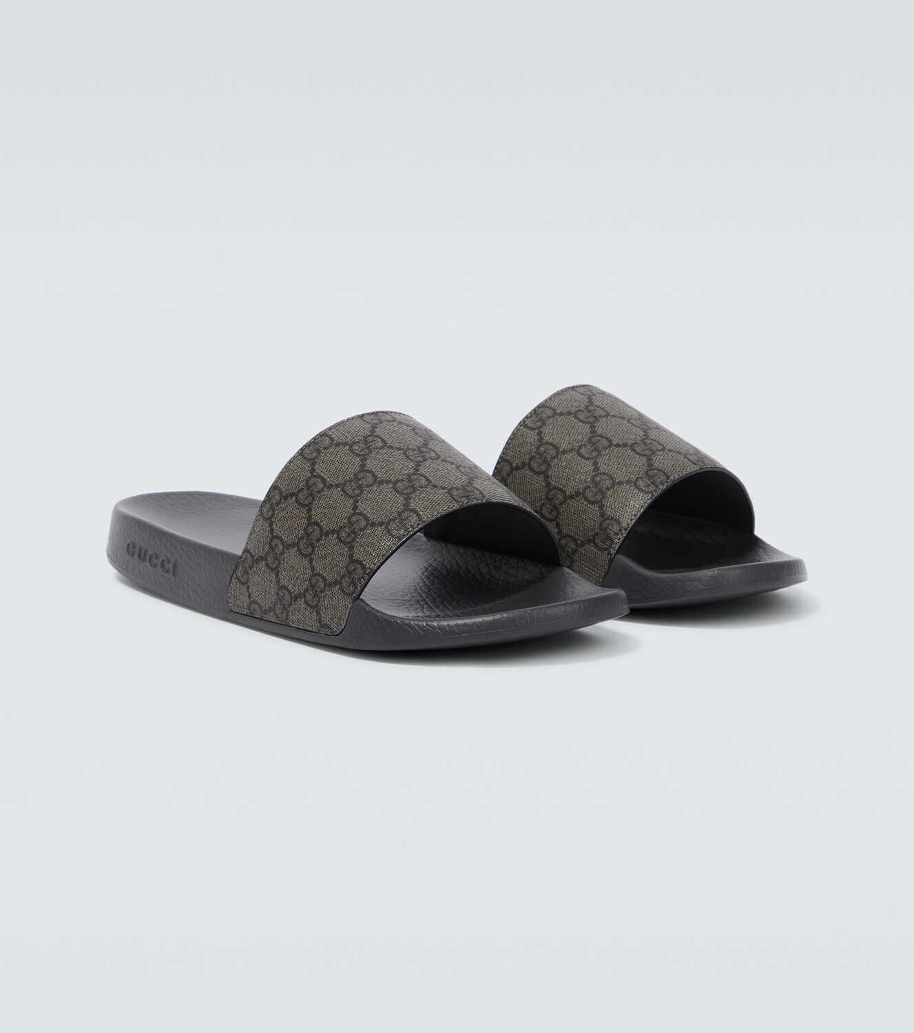 Gucci - GG Supreme canvas slides Gucci