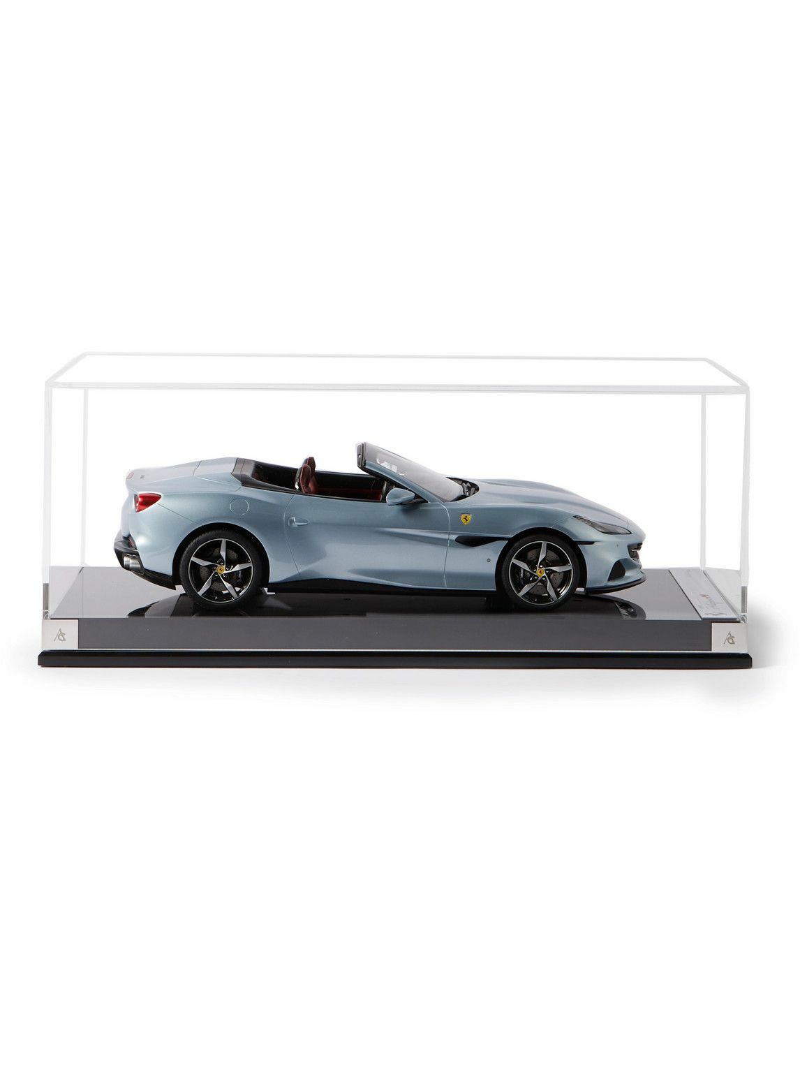 Amalgam Collection - Ferrari Portofino M 1:12 Model Car Amalgam Collection