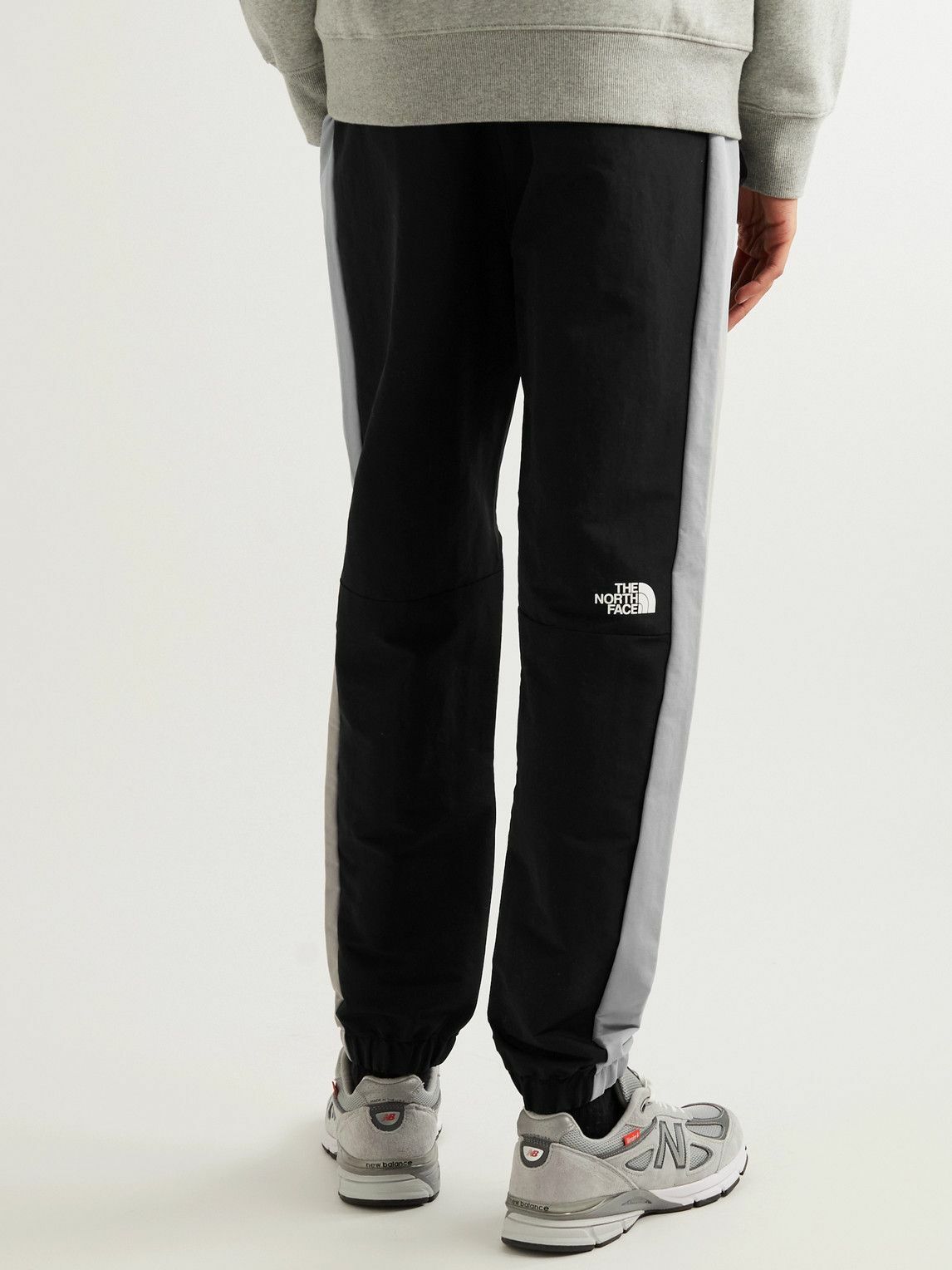 The North Face - Phlego Tapered Shell Track Pants - Black The North Face