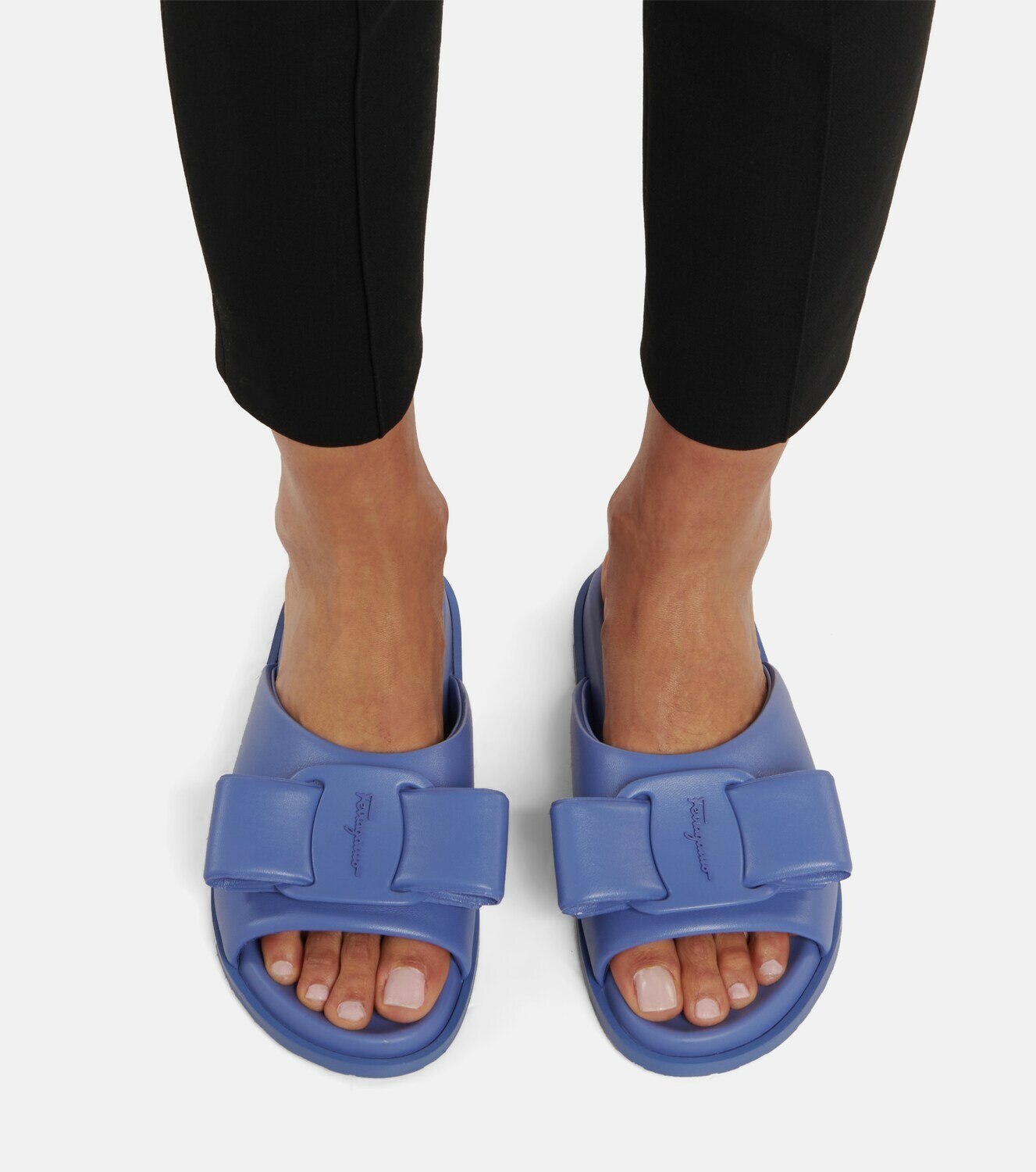 Ferragamo - Viva leather slides Salvatore Ferragamo