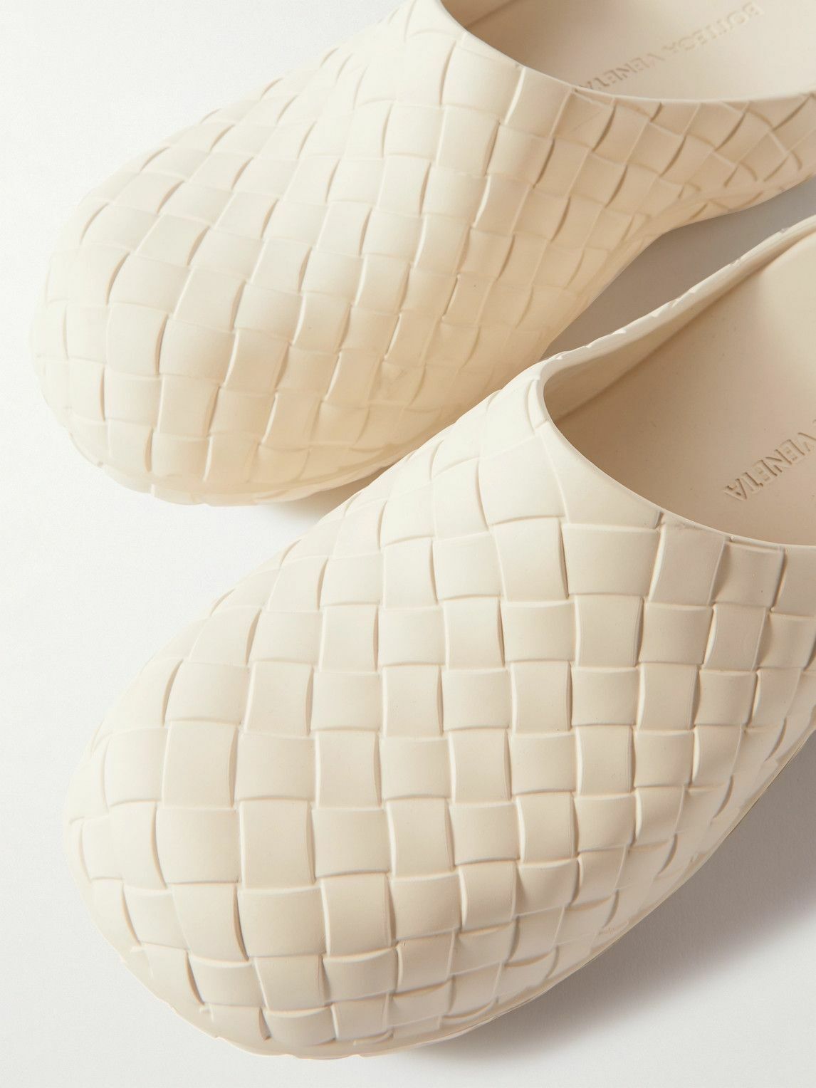 Bottega Veneta - Embossed Rubber Clogs - Neutrals Bottega Veneta