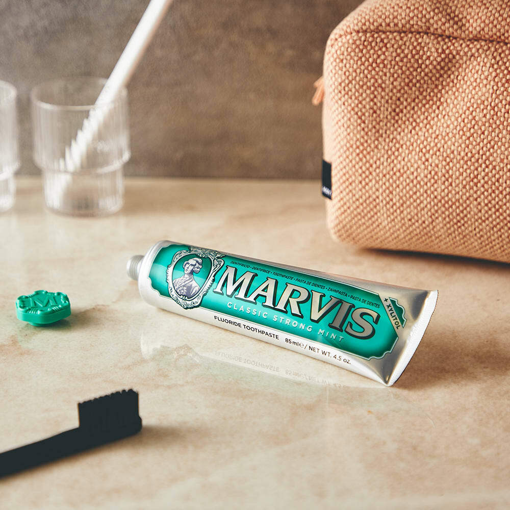 Marvis Classic Strong Mint Toothpaste in 85ml Marvis