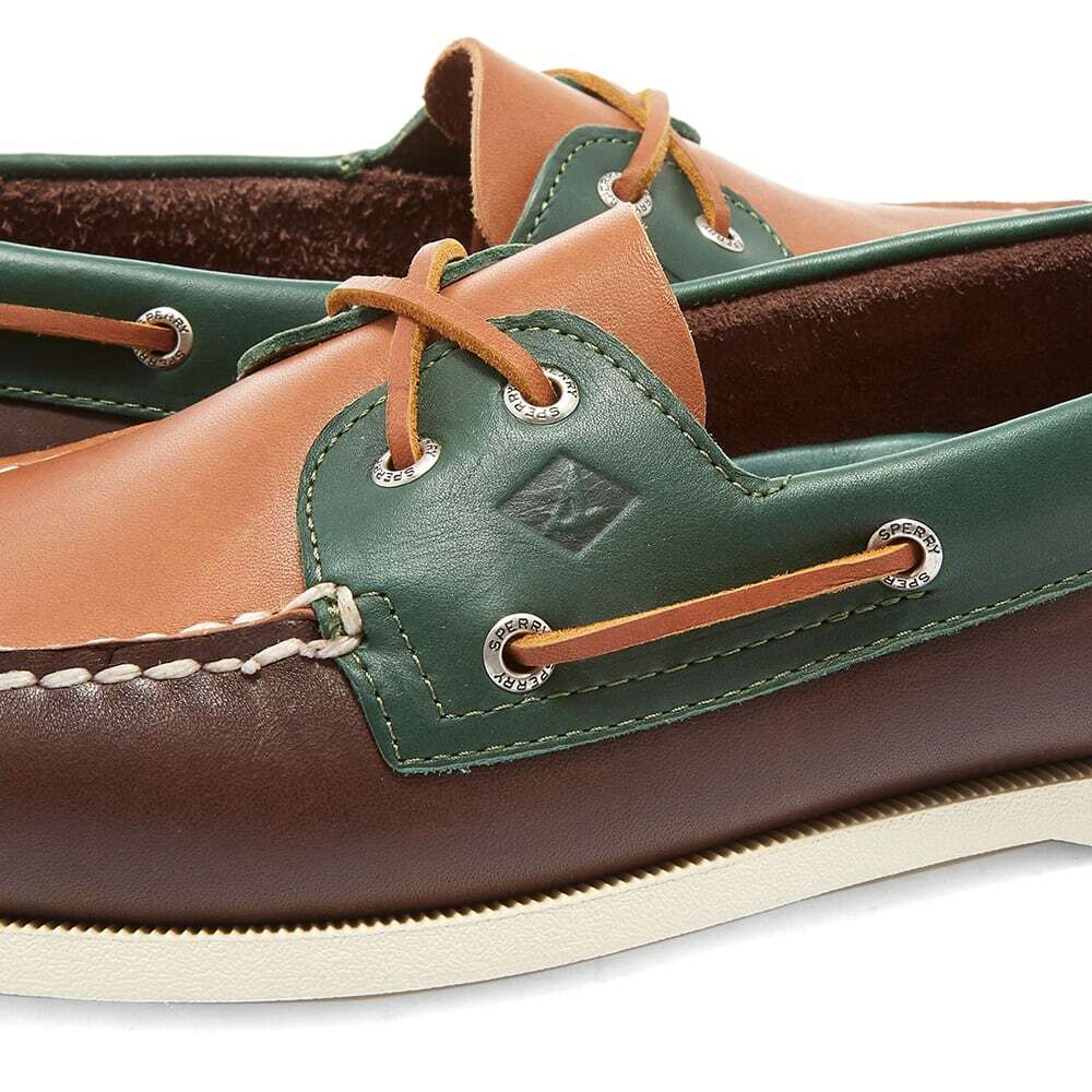 Sperry Men's Authentic Original 2 Eye Tritone in Brown Sperry Topsider