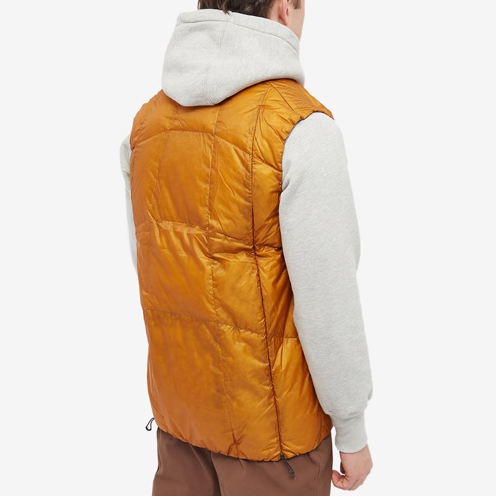 Norbit by Hiroshi Nozawa Men's Middle Layer Down Vest in Coyote Norbit ...