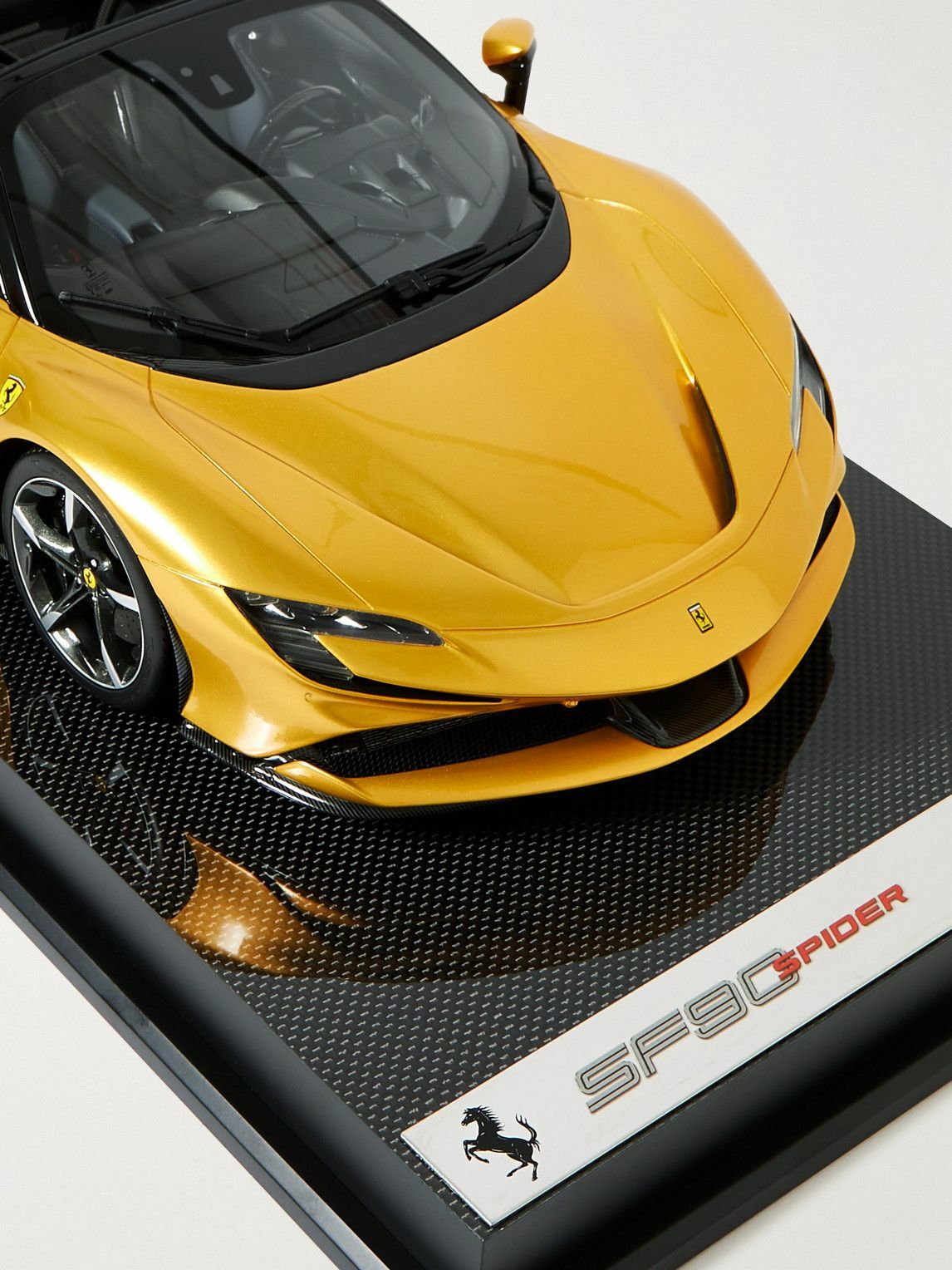 Amalgam Collection - Ferrari SF90 Spider Limited Edition 1:8 Model Car ...